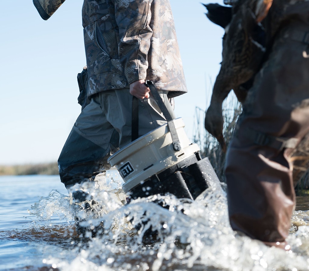 LoadOut® Bucket Lid | YETI Australia