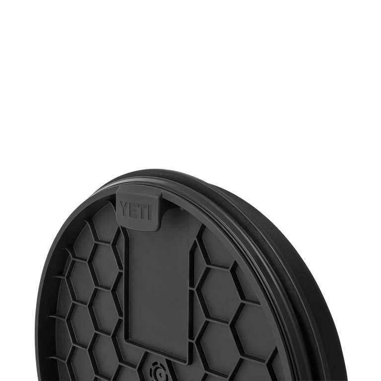 LoadOut® Bucket Swivel Seat Black | YETI Australia